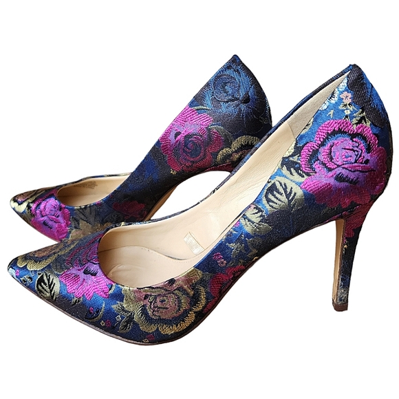 Jessica Simpson | Shoes | Jessica Simpson Floral Print Embroidered ...
